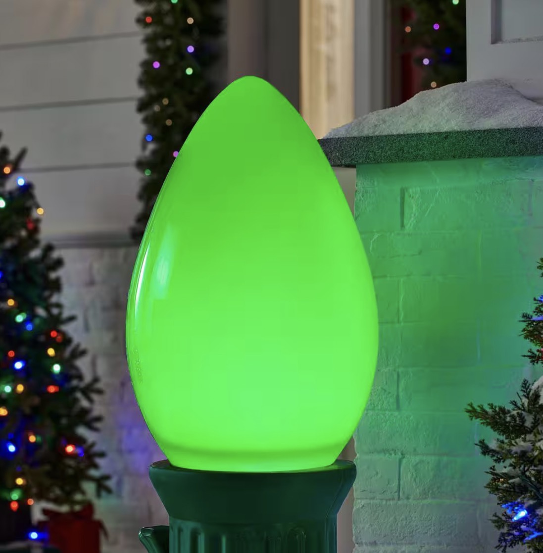 Gigantic Christmas Bulb – GreatBigStuff.com